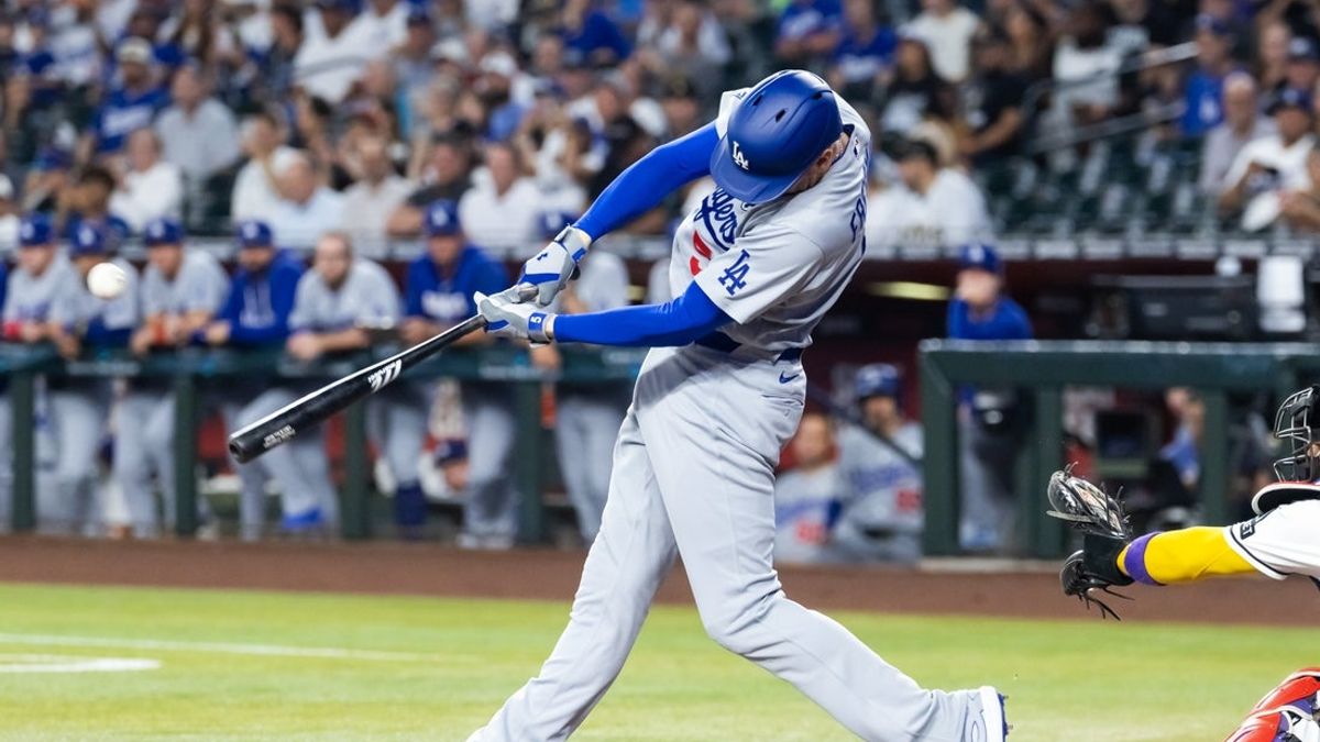 Deadspin | Shohei Ohtani plays key role in Dodgers' win over D-backs