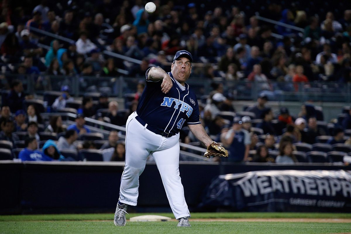 Deadspin | Here Are Some Photos Of Chris Christie Playing Softball