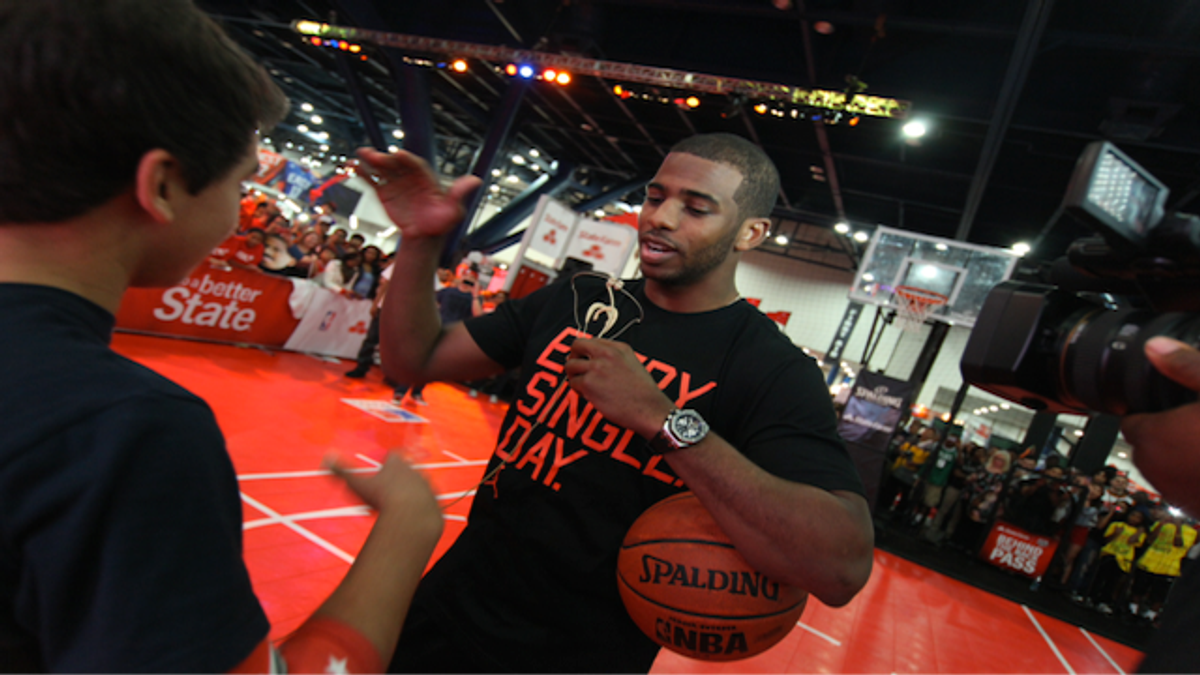 Deadspin | Cliff Paul, Chris Paul’s Suspiciously Clark Kent-Like Twin ...