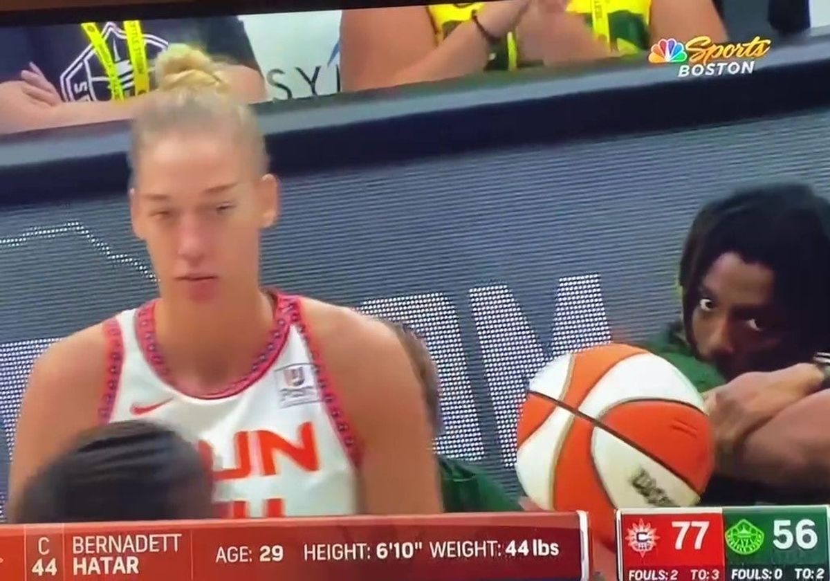 Deadspin | Why have there been so many WNBA broadcasting blunders this ...