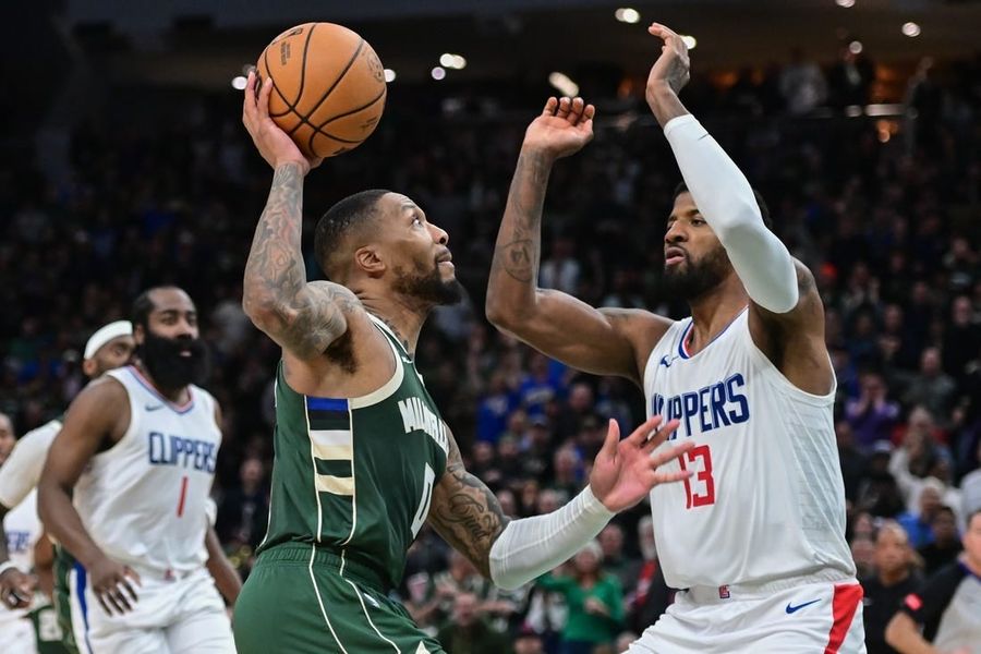 Deadspin Top 4 teams Clippers Bucks to clash in L.A