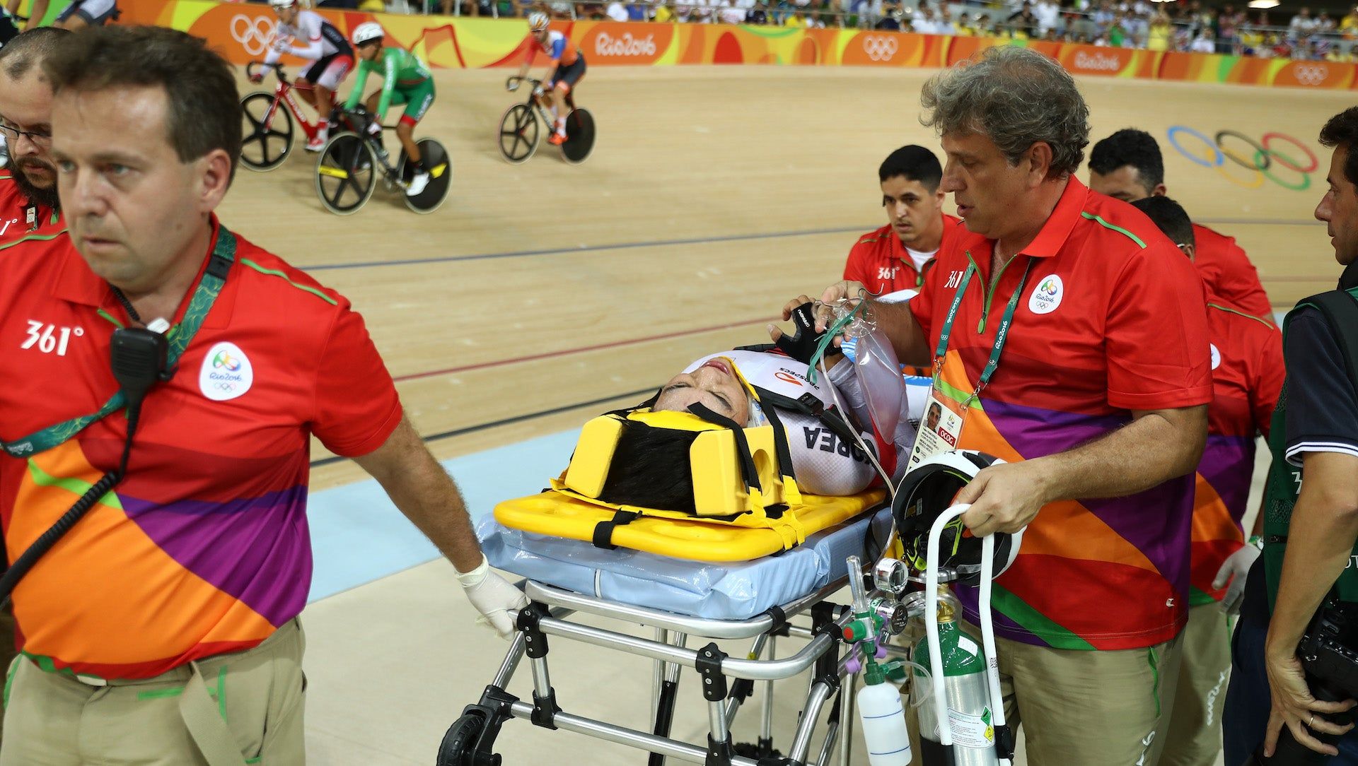 Deadspin | High-Speed Track Cycling Crash Takes Out Three Riders ...