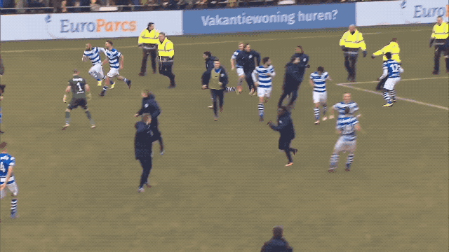 Deadspin | Dutch Soccer Hooligans Storm Pitch To Brawl With Players And ...