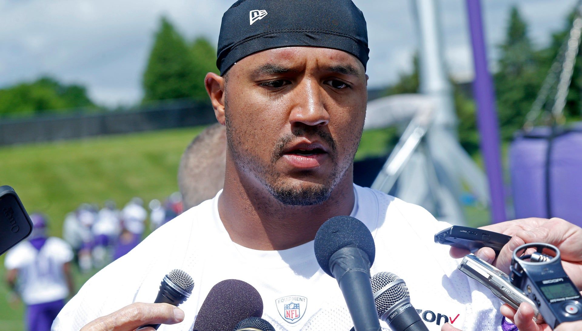 Deadspin | Michael Floyd's Agent Blames Positive Alcohol Test On Kombucha