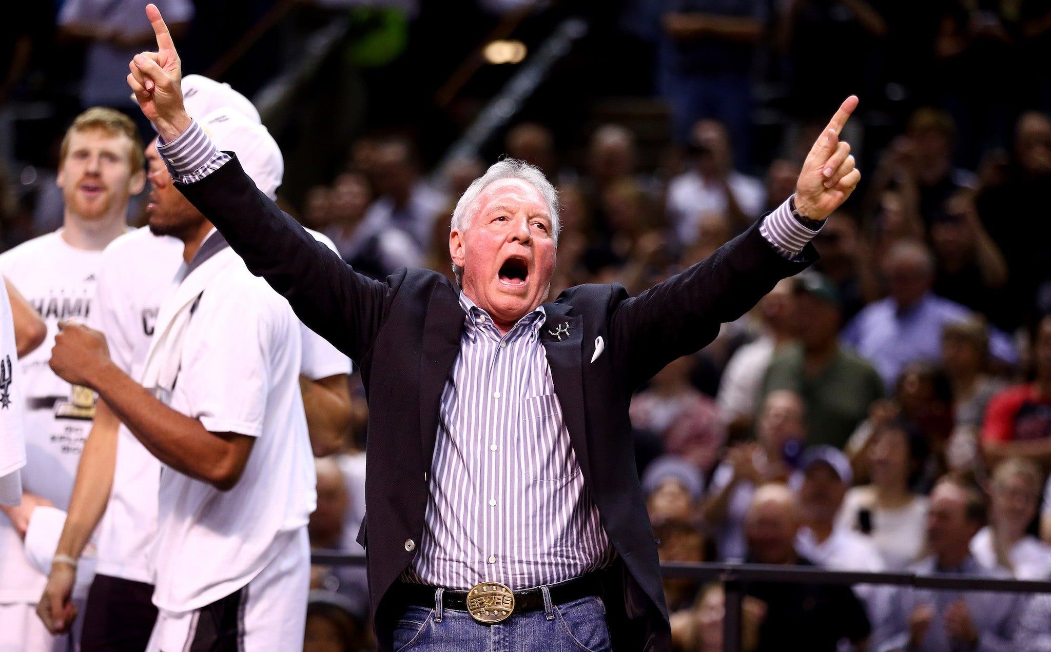 Deadspin | San Antonio Spurs Owner Steps Down, Wife Named Chairman And CEO